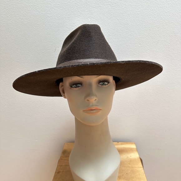 Janessa Leone | Accessories | Janessa Leone L Dark Brown Wool Hat ...